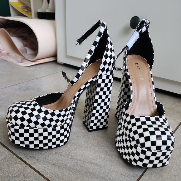 BAMBOO | Shoes | Checker Heels | Poshmark
